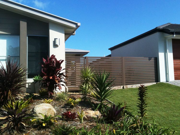 Slatted privacy screens by Hi-liner Pool Fencing Brisbane